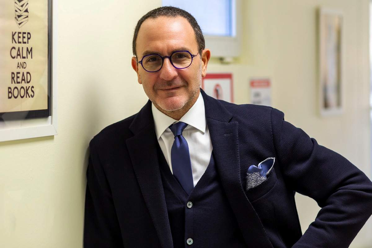 Emre Alkin Kimdir? Eğitimi, Hayatı ve Akademik Geçmişi - EkoPolitik